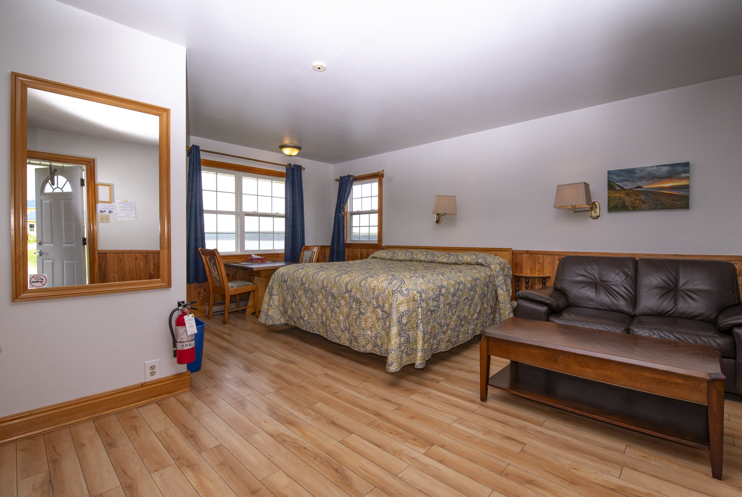 Suite - Ocean View Motel and Chalets