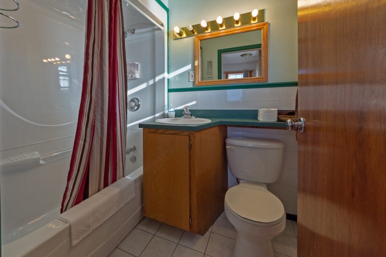 Suite - Ocean View Motel and Chalets